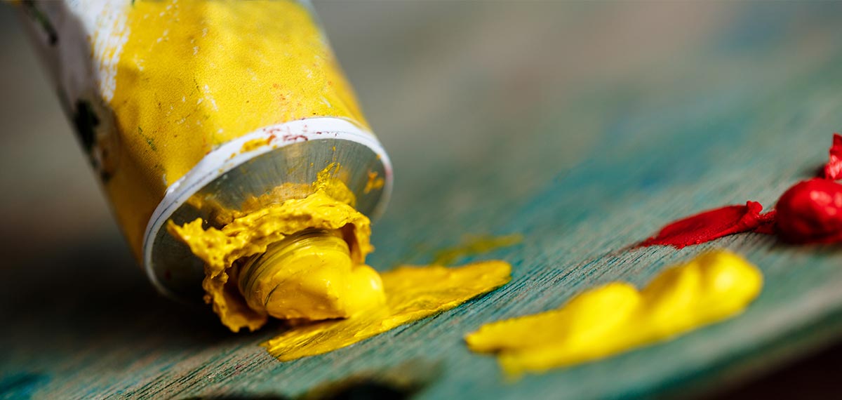 Exploring the Radiant Spectrum: The Yellow Palette of Old Holland Oil